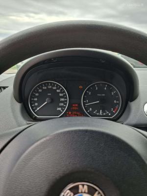 Grey BMW 116 2004 in Siauliai, with an engine capacity of 1.60 L and mileage of 261 thousand km for 2100 €, photo 6 on AUTOMOTO.COM.LV