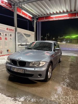 Pelēks BMW 116 2004 Cēsis, ar dzinēja tilpumu 1.60 L un nobraukumu 244 tūkst. km par 2400 €, foto  vietnē AUTOMOTO.COM.LV