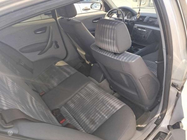 Grey BMW 116 2004 in Panevezys, with an engine capacity of 1.60 L and mileage of 232 thousand km for 1350 €, photo 8 on AUTOMOTO.COM.LV