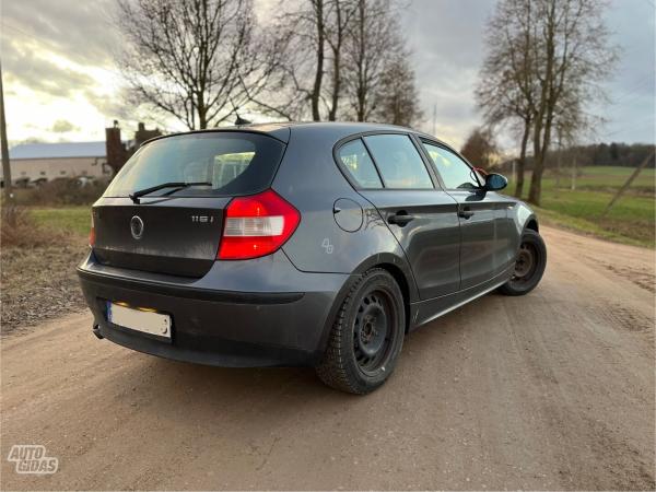 Grey BMW 116 2005 in Ariogala, with an engine capacity of 1.60 L and mileage of 176 thousand km for 1100 €, photo 3 on AUTOMOTO.COM.LV