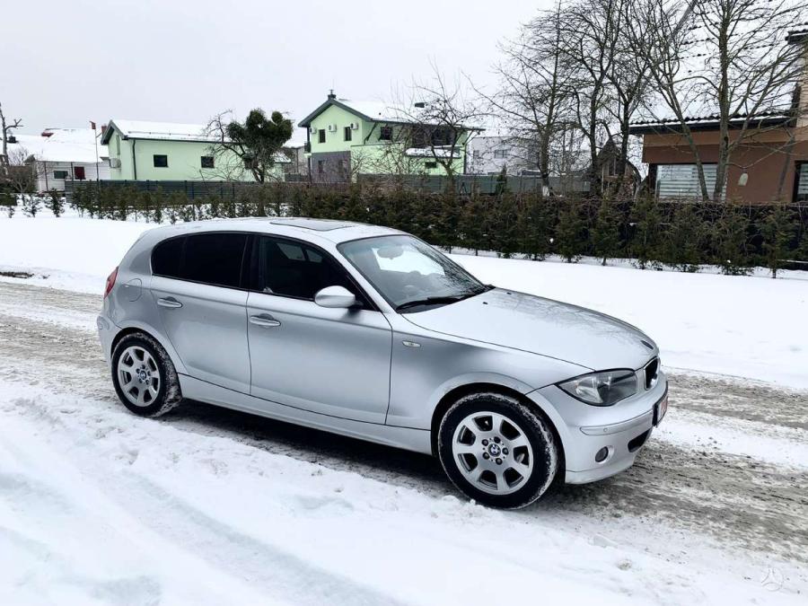 Grey BMW 116 2005 in Kaunas, with an engine capacity of 1.60 L and mileage of 321 thousand km for 1700 €, photo 5 on AUTOMOTO.COM.LV