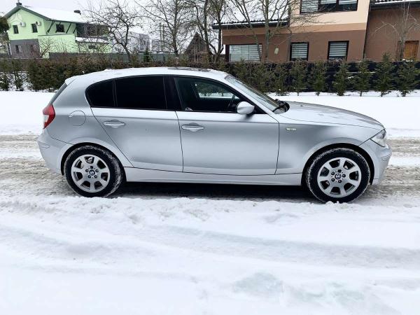 Grey BMW 116 2005 in Kaunas, with an engine capacity of 1.60 L and mileage of 321 thousand km for 1700 €, photo 6 on AUTOMOTO.COM.LV