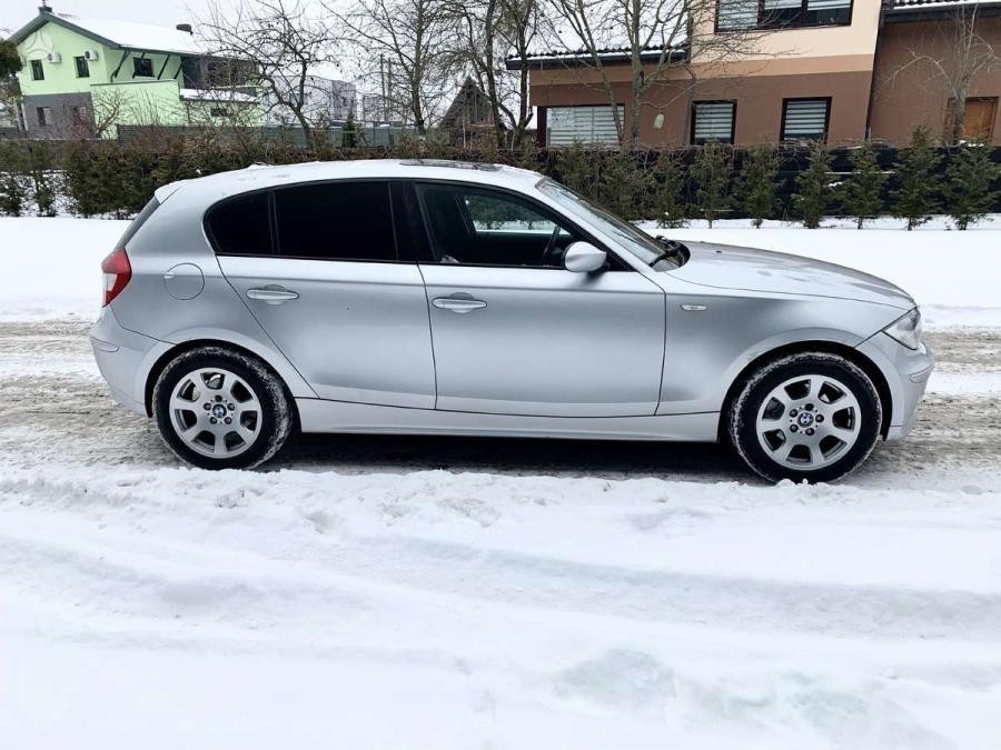 Grey BMW 116 2005 in Kaunas, with an engine capacity of 1.60 L and mileage of 321 thousand km for 1700 €, photo 6 on AUTOMOTO.COM.LV