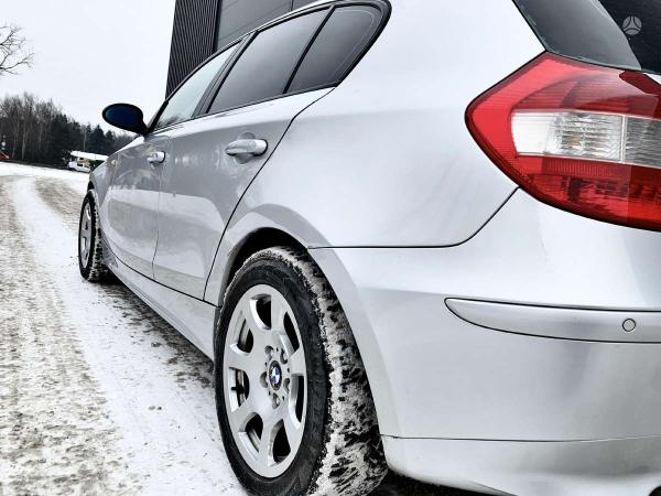 Grey BMW 116 2005 in Kaunas, with an engine capacity of 1.60 L and mileage of 321 thousand km for 1700 €, photo 8 on AUTOMOTO.COM.LV