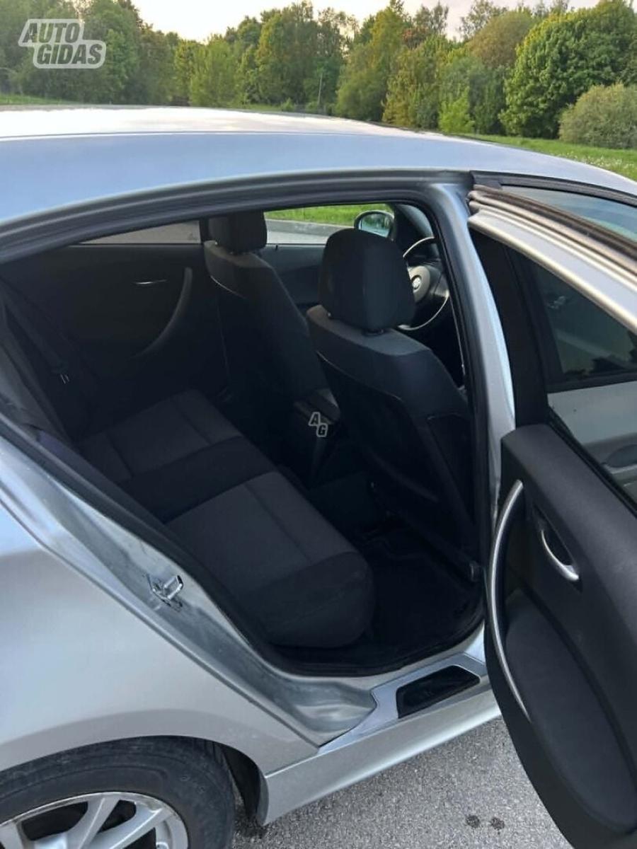 Grey BMW 116 2005 in Vilnius, with an engine capacity of 1.60 L and mileage of 256 thousand km for 2850 €, photo 8 on AUTOMOTO.COM.LV
