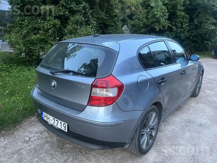 Pelēks BMW 116 2005 Jelgava, ar dzinēja tilpumu 1.60 L un nobraukumu 201 tūkst. km par 1750 €, foto 1 vietnē AUTOMOTO.COM.LV