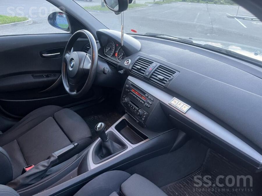 Pelēks BMW 116 2005 Jelgava, ar dzinēja tilpumu 1.60 L un nobraukumu 201 tūkst. km par 1750 €, foto 10 vietnē AUTOMOTO.COM.LV