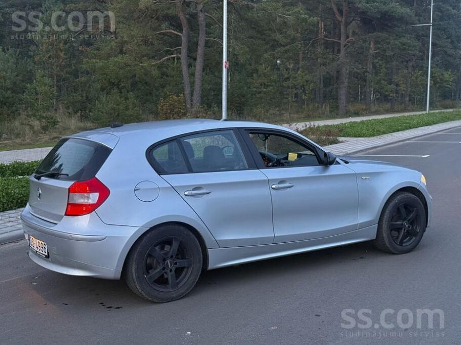 Pelēks BMW 116 2005 Rīga, ar dzinēja tilpumu 1.60 L un nobraukumu 210 tūkst. km par 2900 €, foto 3 vietnē AUTOMOTO.COM.LV