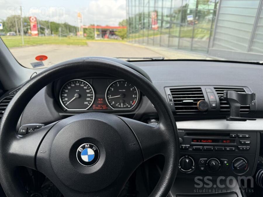 Pelēks BMW 116 2006 Liepāja, ar dzinēja tilpumu 1.60 L un nobraukumu 272 tūkst. km par 2300 €, foto 6 vietnē AUTOMOTO.COM.LV