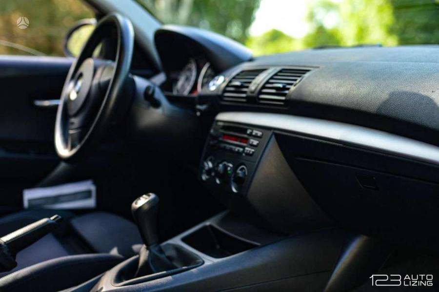 Pelēks BMW 116 2006 Kretinga, ar dzinēja tilpumu 1.60 L un nobraukumu 266 tūkst. km par 2750 €, foto 13 vietnē AUTOMOTO.COM.LV