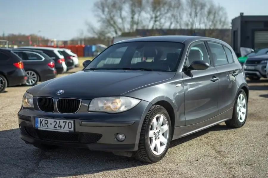 Grey BMW 116 2006 in Liepaja, with an engine capacity of 1.60 L and mileage of 164 thousand km for 3500 €, photo 1 on AUTOMOTO.COM.LV