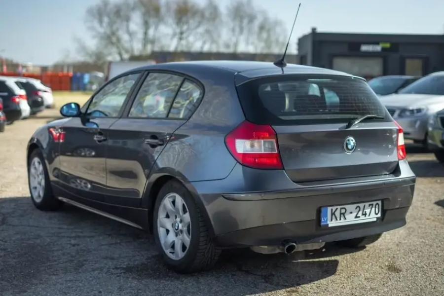 Grey BMW 116 2006 in Liepaja, with an engine capacity of 1.60 L and mileage of 164 thousand km for 3500 €, photo 3 on AUTOMOTO.COM.LV