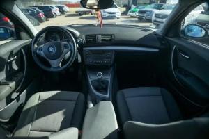 Grey BMW 116 2006 in Liepaja, with an engine capacity of 1.60 L and mileage of 164 thousand km for 3500 €, photo 8 on AUTOMOTO.COM.LV