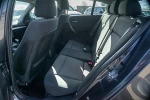Grey BMW 116 2006 in Liepaja, with an engine capacity of 1.60 L and mileage of 164 thousand km for 3500 €, photo 10 on AUTOMOTO.COM.LV