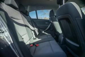Grey BMW 116 2006 in Liepaja, with an engine capacity of 1.60 L and mileage of 164 thousand km for 3500 €, photo 12 on AUTOMOTO.COM.LV