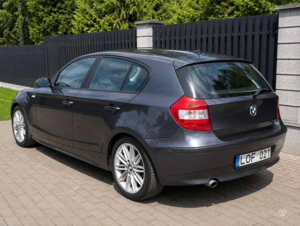 Pelēks BMW 116 2006 Klaipėda, ar dzinēja tilpumu 1.60 L un nobraukumu 200 tūkst. km par 1500 €, foto 1 vietnē AUTOMOTO.COM.LV