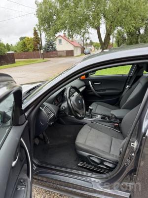 Grey BMW 116 2006 in Ventspils, with an engine capacity of 1.60 L and mileage of 194 thousand km for 2490 €, photo 10 on AUTOMOTO.COM.LV