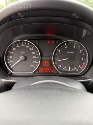 Grey BMW 116 2006 in Ventspils, with an engine capacity of 1.60 L and mileage of 194 thousand km for 2490 €, photo 12 on AUTOMOTO.COM.LV