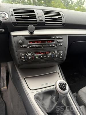 Grey BMW 116 2006 in Ventspils, with an engine capacity of 1.60 L and mileage of 194 thousand km for 2490 €, photo 17 on AUTOMOTO.COM.LV