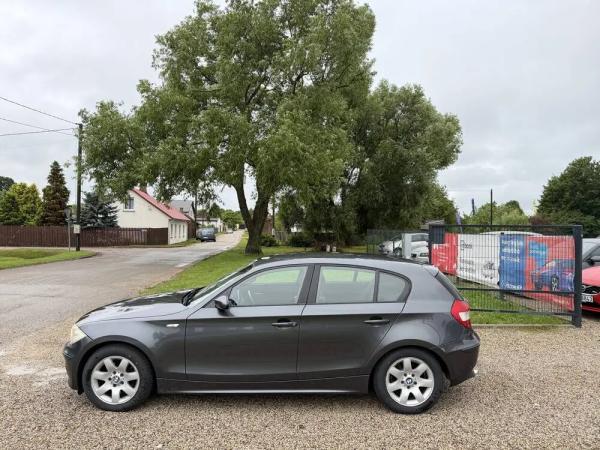 Grey BMW 116 2006 in Ventspils, with an engine capacity of 1.60 L and mileage of 194 thousand km for 2490 €, photo 4 on AUTOMOTO.COM.LV