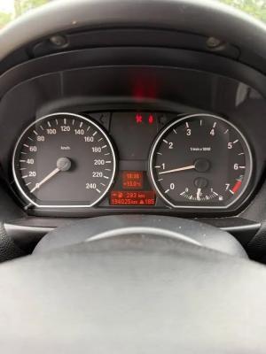 Pelēks BMW 116 2006 Ventspils, ar dzinēja tilpumu 1.60 L un nobraukumu 194 tūkst. km par 2490 €, foto 12 vietnē AUTOMOTO.COM.LV