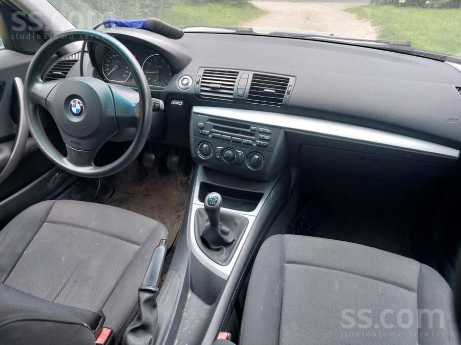 Pelēks BMW 116 2006 Rīga, ar dzinēja tilpumu 1.60 L un nobraukumu 231 tūkst. km par 1350 €, foto 6 vietnē AUTOMOTO.COM.LV