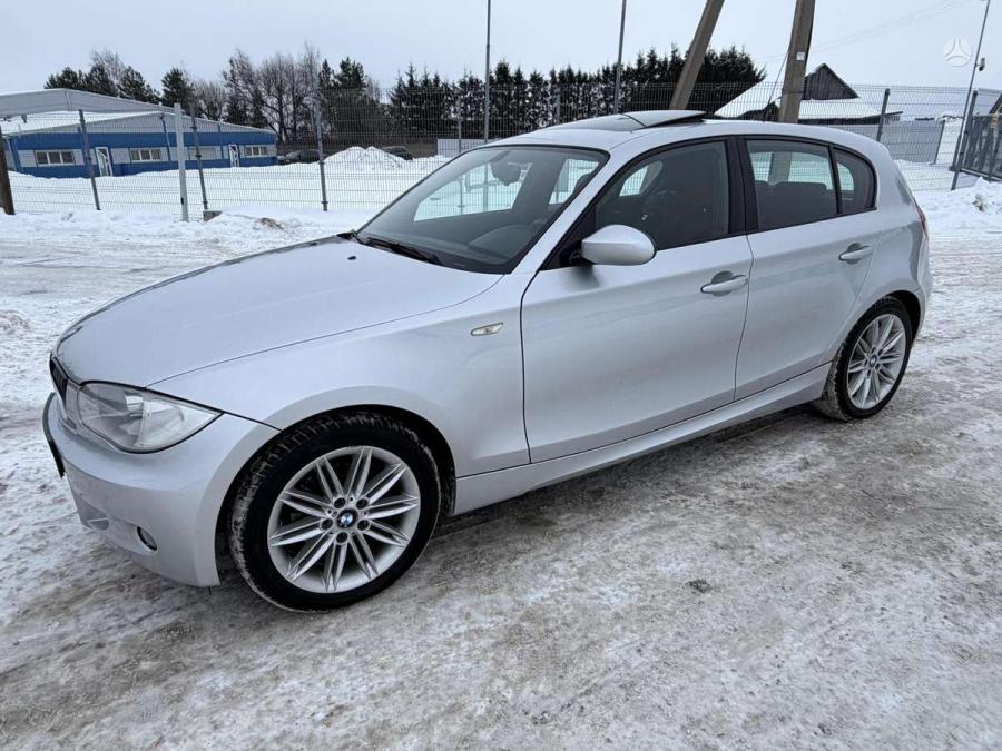 Grey BMW 116 2007 in Kaunas, with an engine capacity of 1.60 L and mileage of 210 thousand km for 2100 €, photo 1 on AUTOMOTO.COM.LV