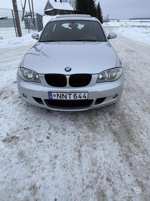 Pelēks BMW 116 2007 Kauņa, ar dzinēja tilpumu 1.60 L un nobraukumu 210 tūkst. km par 2100 €, foto 3 vietnē AUTOMOTO.COM.LV