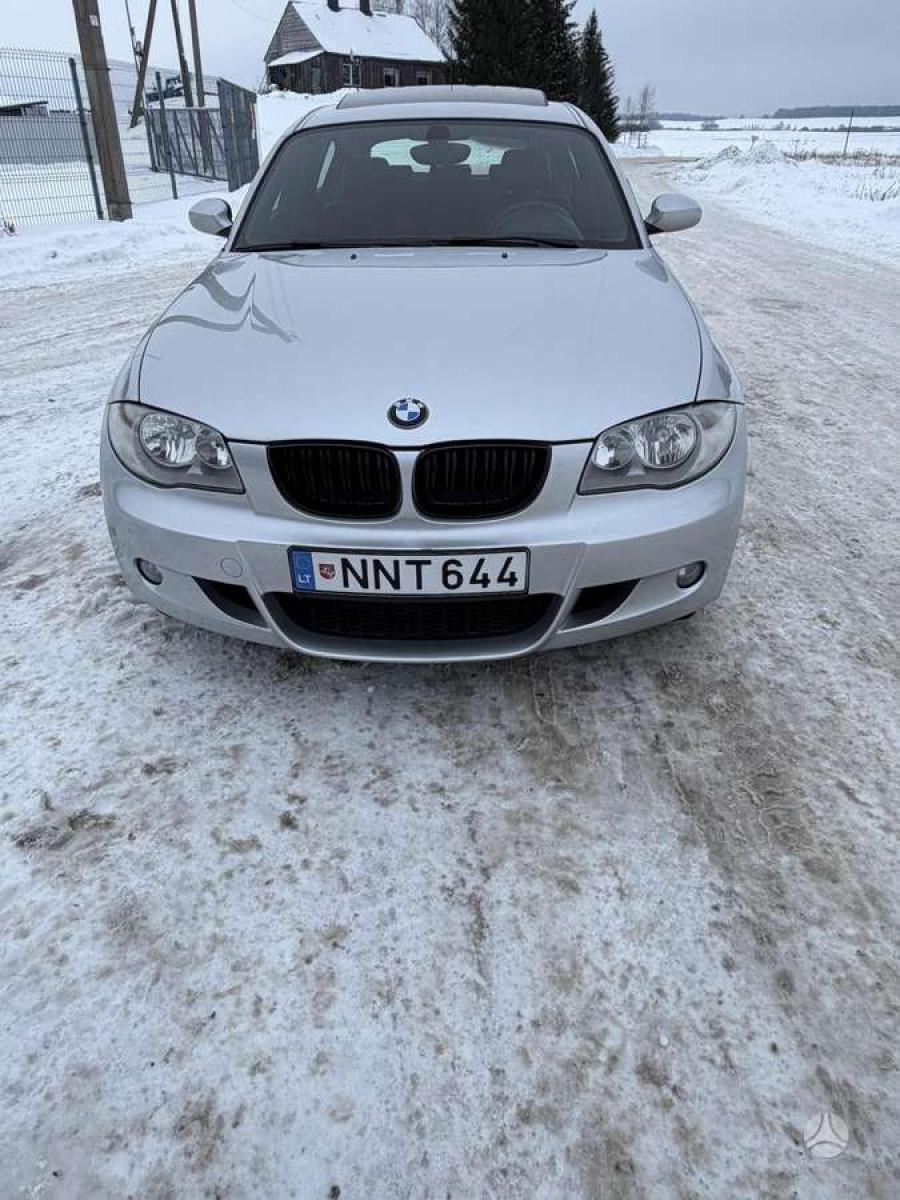 Grey BMW 116 2007 in Kaunas, with an engine capacity of 1.60 L and mileage of 210 thousand km for 2100 €, photo 3 on AUTOMOTO.COM.LV