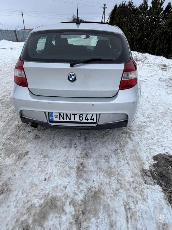 Pelēks BMW 116 2007 Kauņa, ar dzinēja tilpumu 1.60 L un nobraukumu 210 tūkst. km par 2100 €, foto 6 vietnē AUTOMOTO.COM.LV