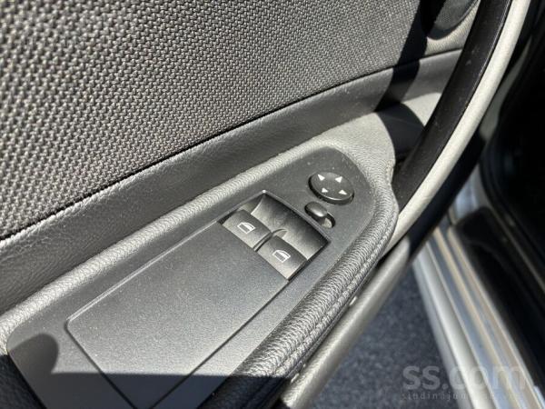 Pelēks BMW 116 2007 Bauska, ar dzinēja tilpumu 3.00 L un nobraukumu 233 tūkst. km par 7000 €, foto 6 vietnē AUTOMOTO.COM.LV