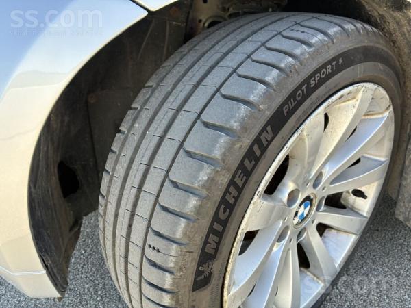 Pelēks BMW 116 2007 Bauska, ar dzinēja tilpumu 3.00 L un nobraukumu 233 tūkst. km par 7000 €, foto 9 vietnē AUTOMOTO.COM.LV