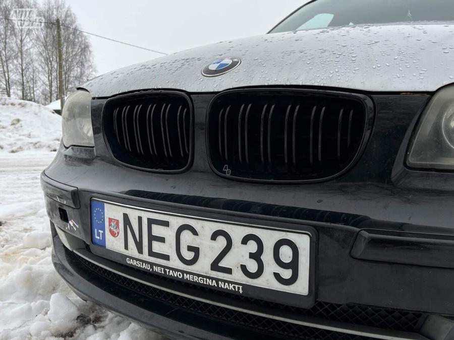 Pelēks BMW 116 2008 Panevēža, ar dzinēja tilpumu 1.60 L un nobraukumu 250 tūkst. km par 1300 €, foto 5 vietnē AUTOMOTO.COM.LV