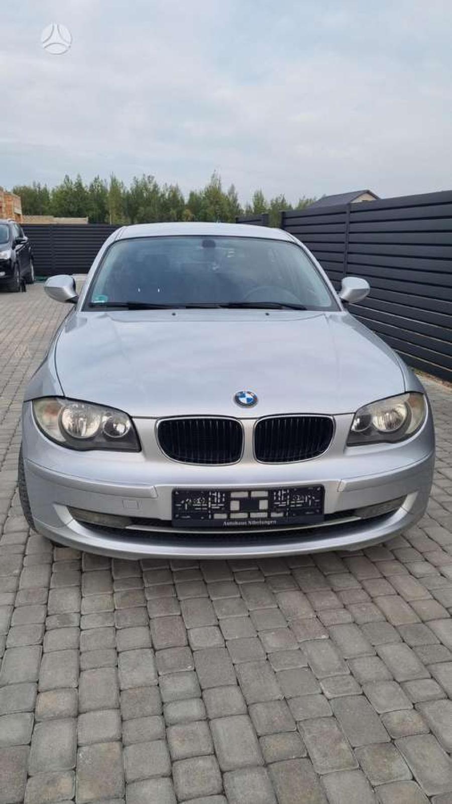 Pelēks BMW 116 2009 Kauņa, ar dzinēja tilpumu 2.00 L un nobraukumu 295 tūkst. km par 2300 €, foto 6 vietnē AUTOMOTO.COM.LV