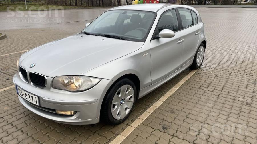 Pelēks BMW 116 2009 Saldus, ar dzinēja tilpumu 2.00 L un nobraukumu 253 tūkst. km par 3750 €, foto 2 vietnē AUTOMOTO.COM.LV