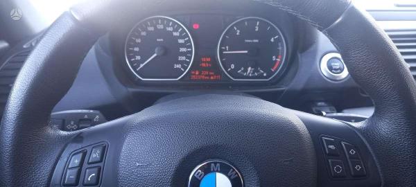 Pelēks BMW 116 2009 Kauņa, ar dzinēja tilpumu 2.00 L un nobraukumu 253 tūkst. km par 2600 €, foto 4 vietnē AUTOMOTO.COM.LV
