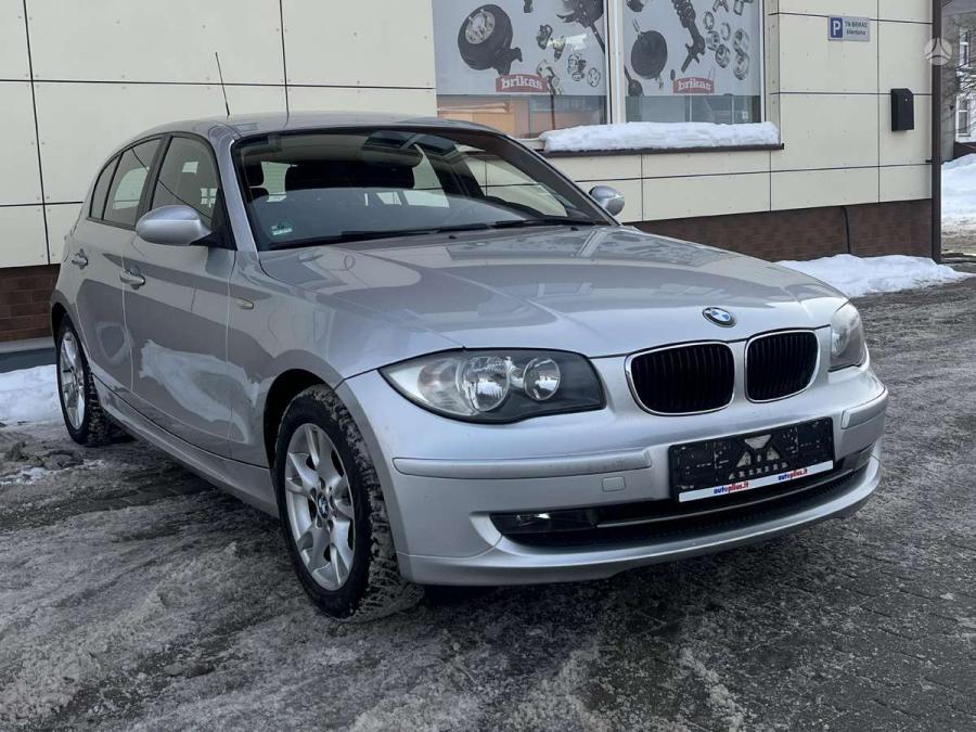 Grey BMW 116 2009 in Kretinga, with an engine capacity of 2.00 L and mileage of 223 thousand km for 3500 €, photo 5 on AUTOMOTO.COM.LV