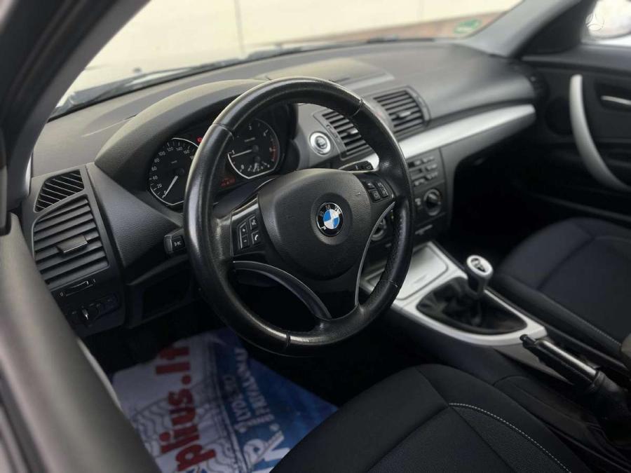 Pelēks BMW 116 2009 Kretinga, ar dzinēja tilpumu 2.00 L un nobraukumu 223 tūkst. km par 3500 €, foto 16 vietnē AUTOMOTO.COM.LV