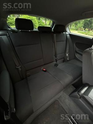 Grey BMW 116 2009 in Riga, with an engine capacity of 1.60 L and mileage of 249 thousand km for 2350 €, photo 11 on AUTOMOTO.COM.LV