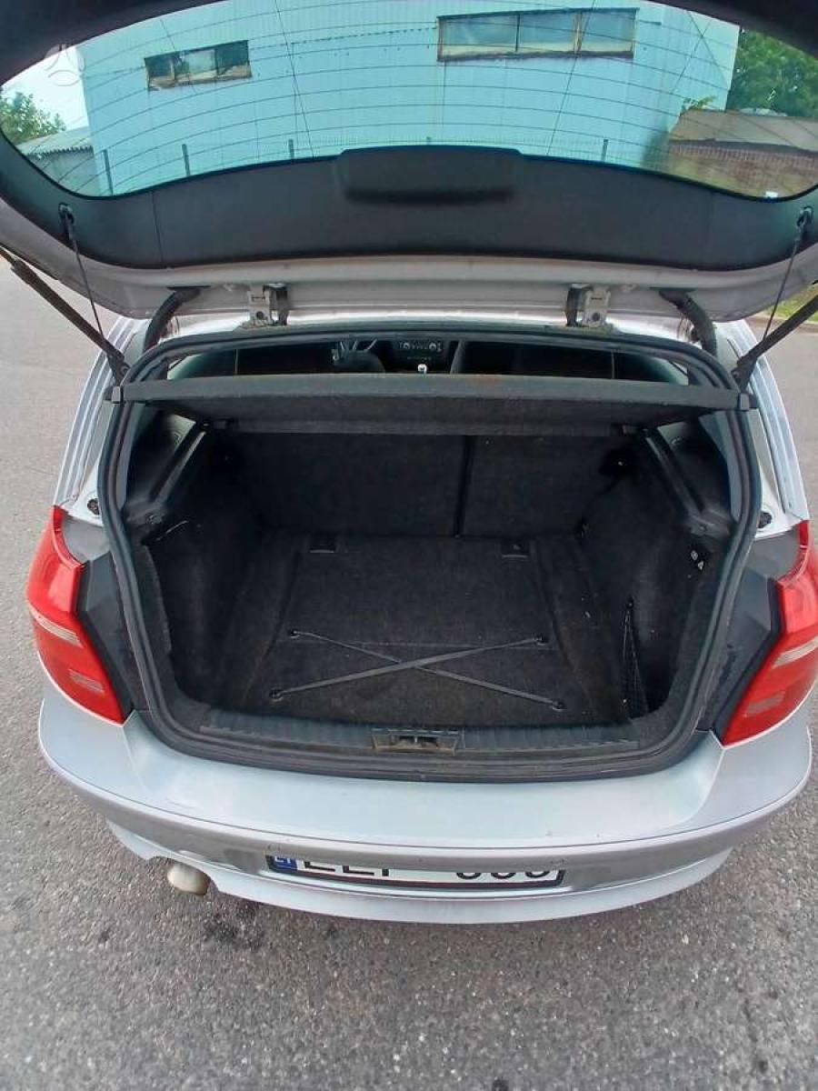 Pelēks BMW 116 2009 Viļņa, ar dzinēja tilpumu 2.00 L un nobraukumu 198 tūkst. km par 2999 €, foto 12 vietnē AUTOMOTO.COM.LV