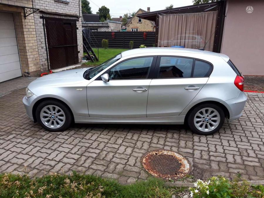 Grey BMW 116 2009 in Siauliai, with an engine capacity of 2.00 L and mileage of 183 thousand km for 3700 €, photo 5 on AUTOMOTO.COM.LV
