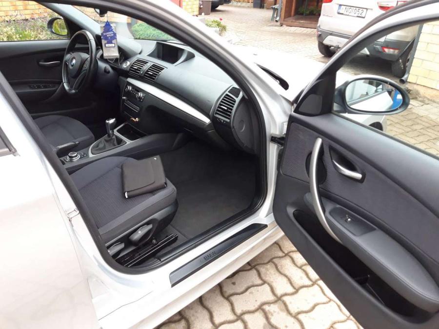 Grey BMW 116 2009 in Siauliai, with an engine capacity of 2.00 L and mileage of 183 thousand km for 3700 €, photo 9 on AUTOMOTO.COM.LV