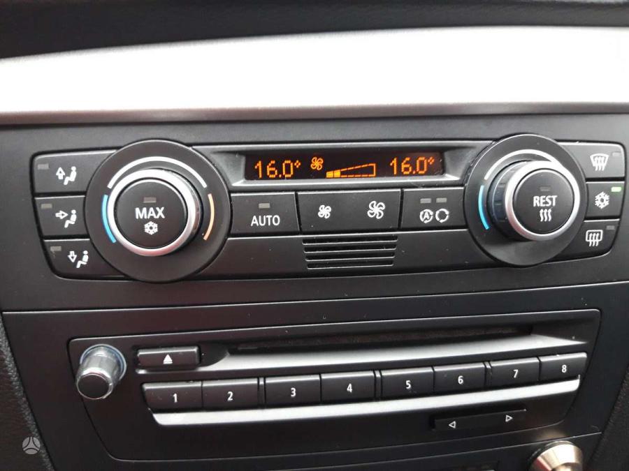 Grey BMW 116 2009 in Siauliai, with an engine capacity of 2.00 L and mileage of 183 thousand km for 3700 €, photo 24 on AUTOMOTO.COM.LV