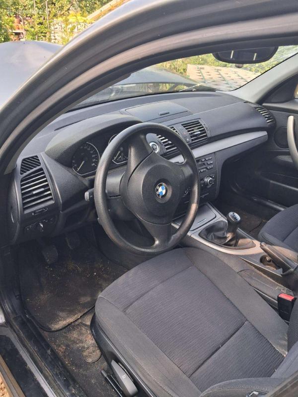Grey BMW 116 2010 in Kaisiadorys, with an engine capacity of 2.00 L and mileage of 280 thousand km for 900 €, photo 7 on AUTOMOTO.COM.LV