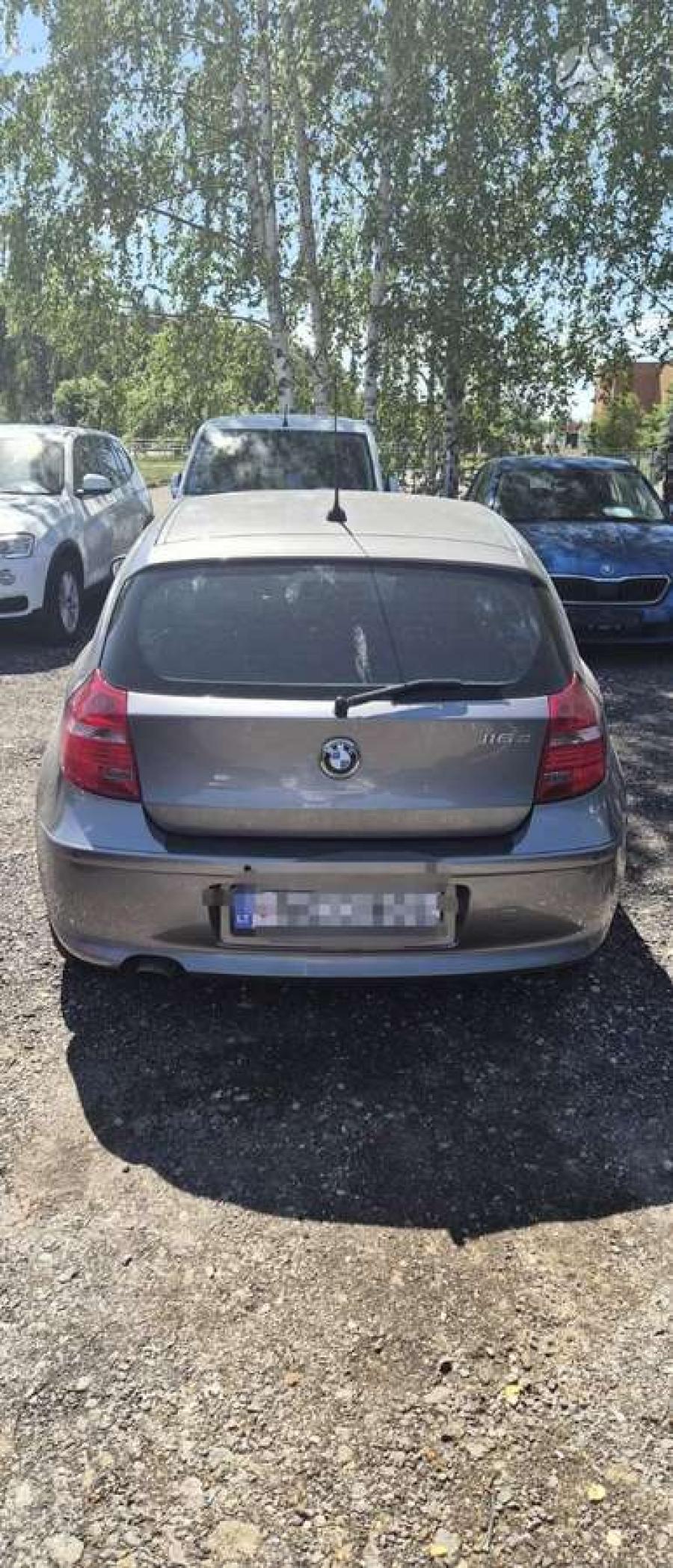 Pelēks BMW 116 2011 Šauļi, ar dzinēja tilpumu 2.00 L un nobraukumu 229 tūkst. km par 4200 €, foto 4 vietnē AUTOMOTO.COM.LV