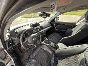 Grey BMW 116 2011 in Vilnius, with an engine capacity of 2.00 L and mileage of 280 thousand km for 4000 €, photo 24 on AUTOMOTO.COM.LV