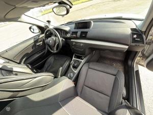 Grey BMW 116 2011 in Vilnius, with an engine capacity of 2.00 L and mileage of 280 thousand km for 4000 €, photo 25 on AUTOMOTO.COM.LV