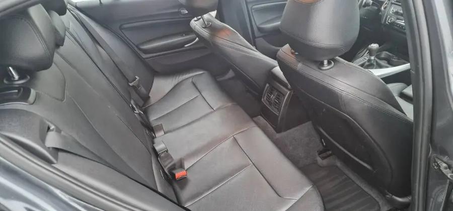 Pelēks BMW 116 2012 Valmiera, ar dzinēja tilpumu 1.60 L un nobraukumu 261 tūkst. km par 7000 €, foto 11 vietnē AUTOMOTO.COM.LV