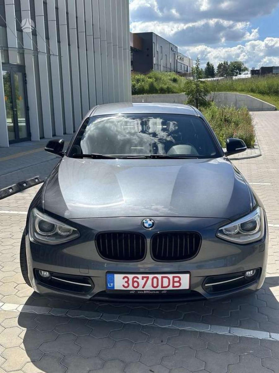 Grey BMW 116 2012 in Vilnius, with an engine capacity of 0.00 L and mileage of 285 thousand km for 5200 €, photo 3 on AUTOMOTO.COM.LV