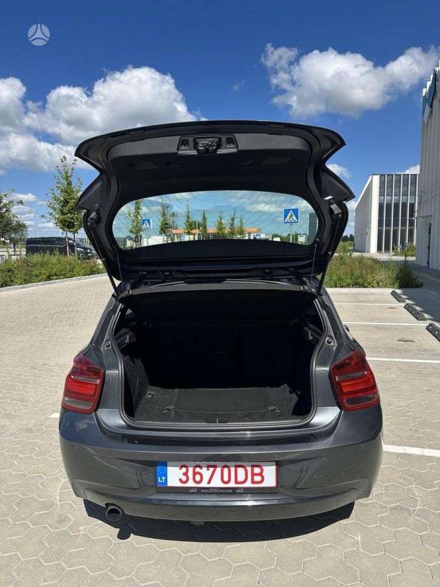 Grey BMW 116 2012 in Vilnius, with an engine capacity of 0.00 L and mileage of 285 thousand km for 5200 €, photo 9 on AUTOMOTO.COM.LV